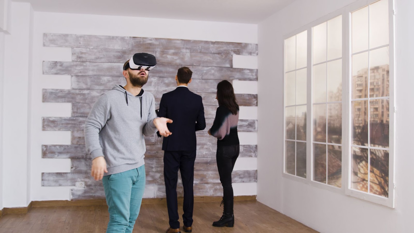 20 Cutting-Edge Real Estate Marketing Ideas for 2024 - VOOV | Real Estate Virtual Assistants